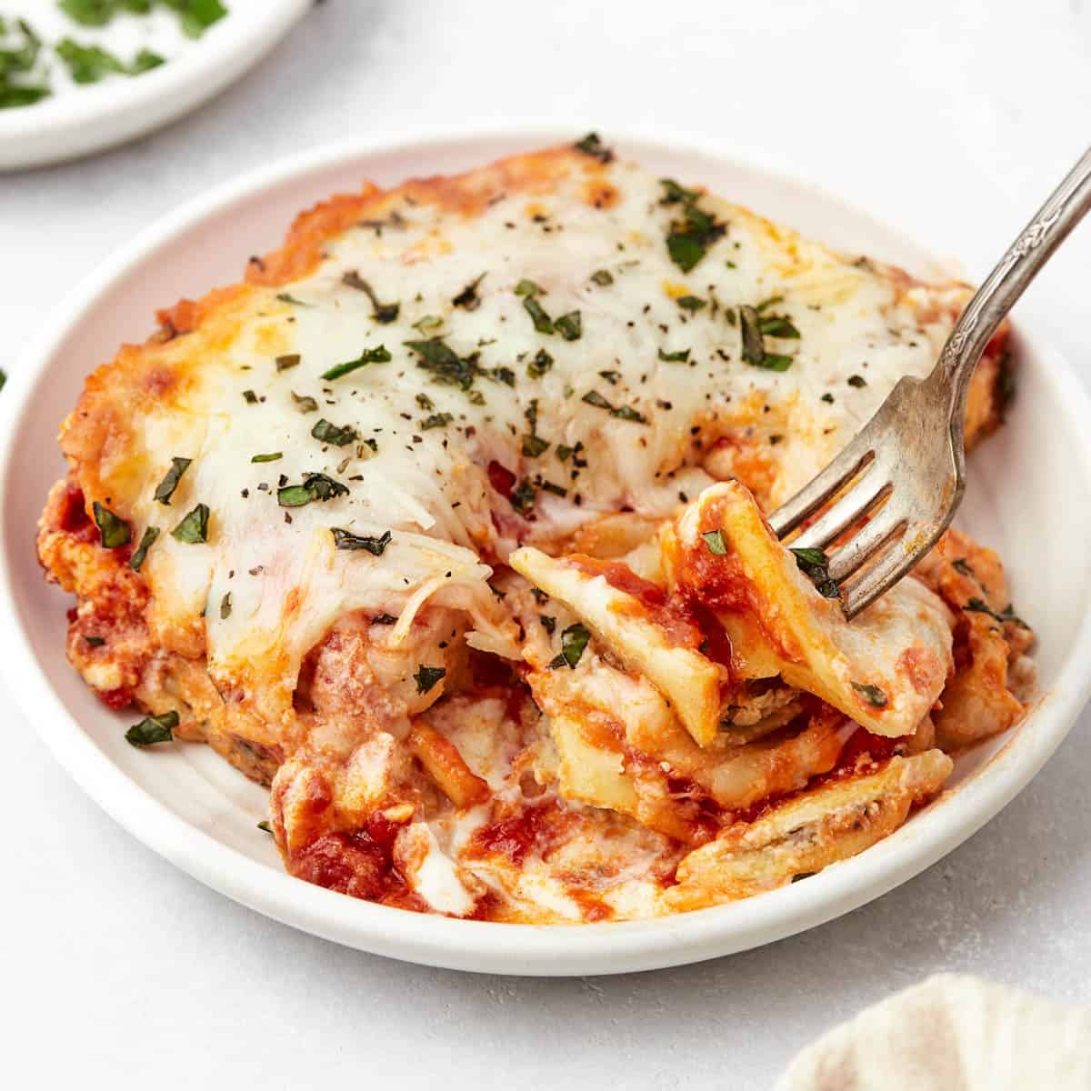 Easy Ravioli Lasagna - easydinnerrecipes.com