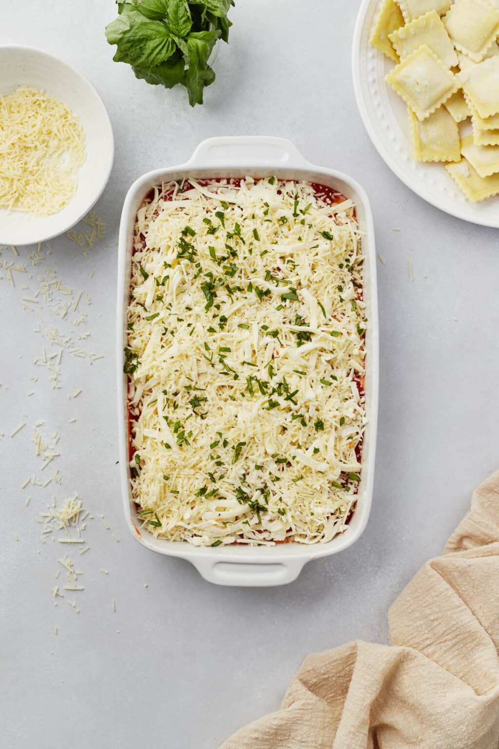 Easy Ravioli Lasagna - easydinnerrecipes.com