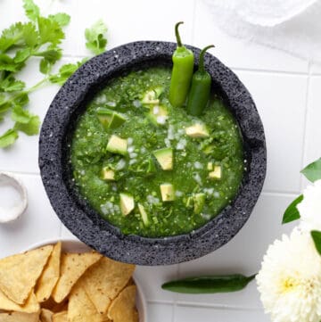 Tomatillo Salsa Verde (Green Salsa) - easydinnerrecipes.com